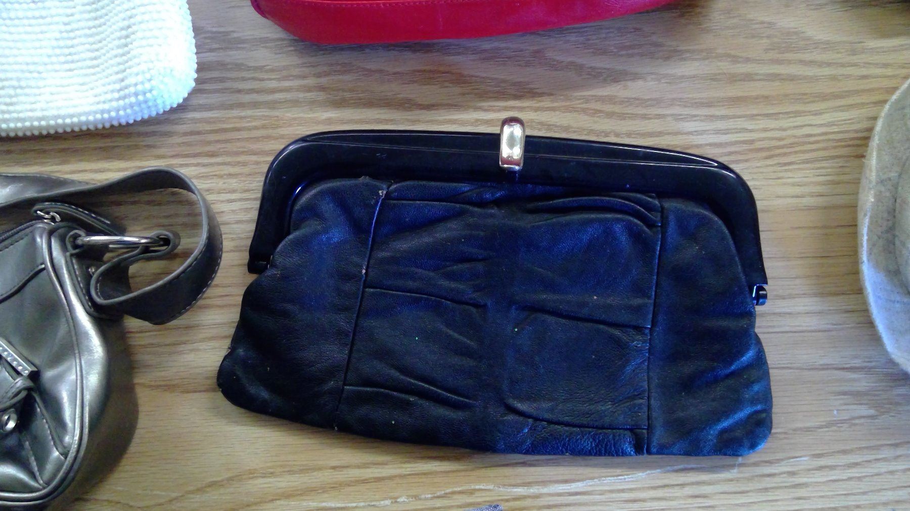 6- Vintage Hats & 6- Vintage Purses