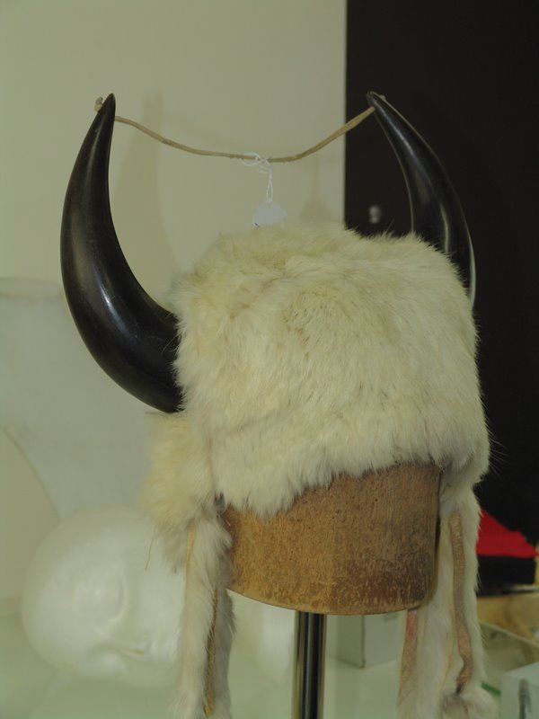 Plateau Buffalo Horn Bonnet