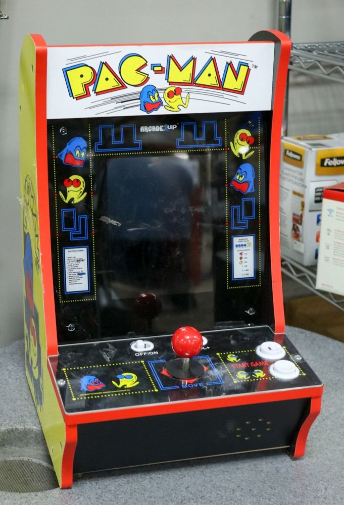 ARCADE 1UP PACMAN COUNTERCADE W/ 2 PACMAN GAMES