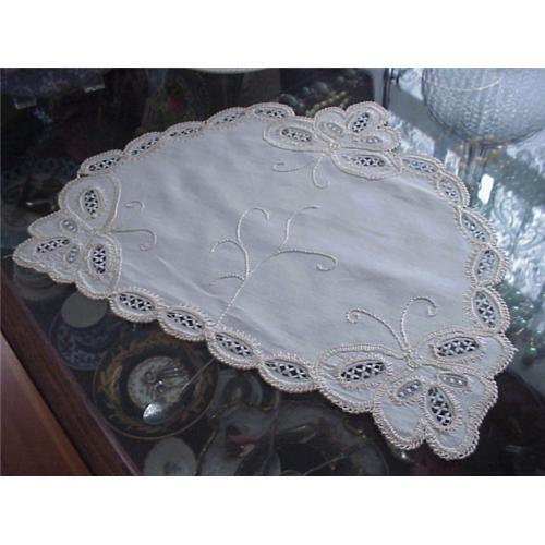 VICTORIAN LACE TEA COSY BUTTERFLIES #876300