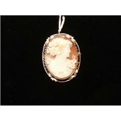Estate Jewelry: Well-Carved Cameo