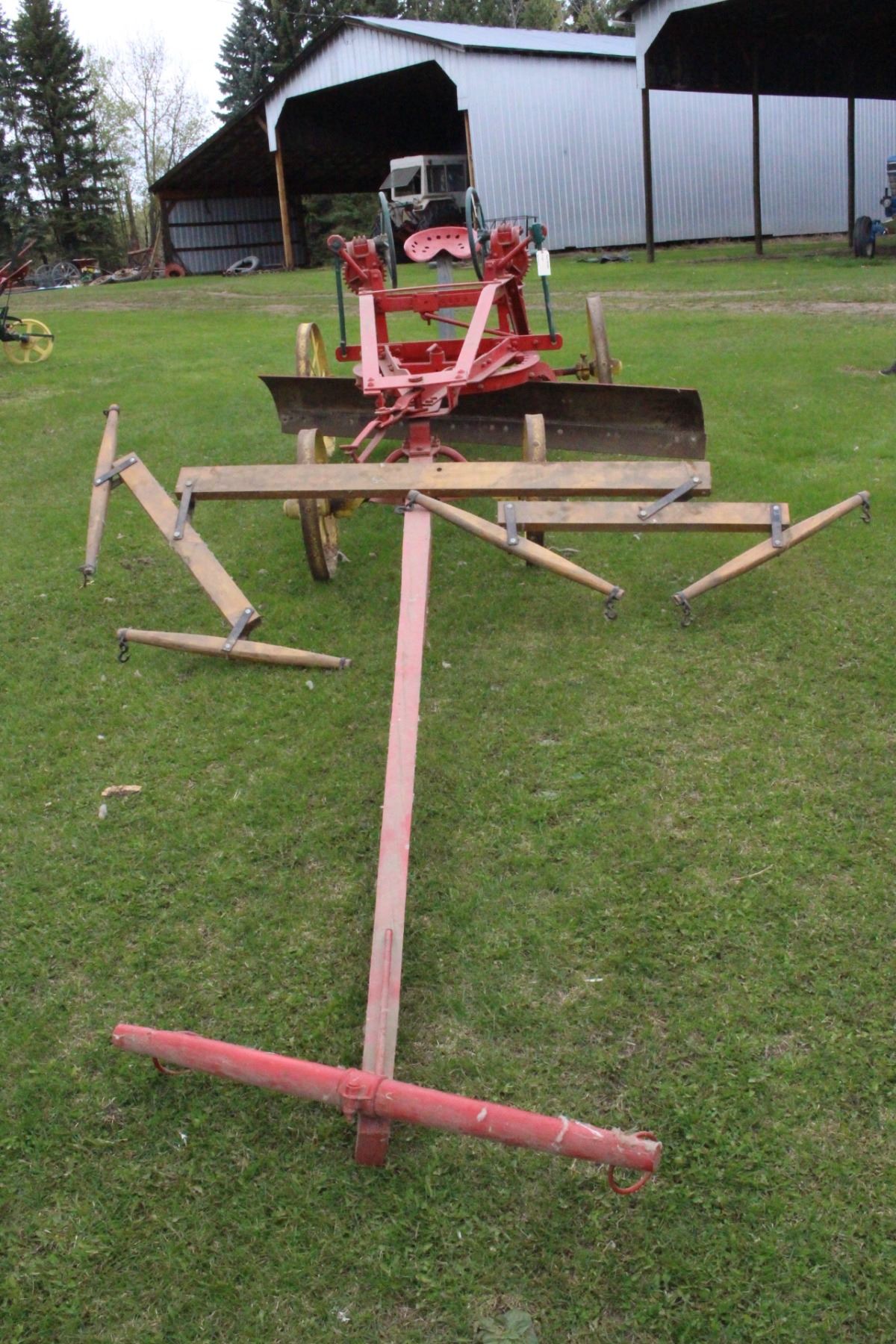 Horse Drawn Road Grader - Sawyer Massey (Steel Wheels)