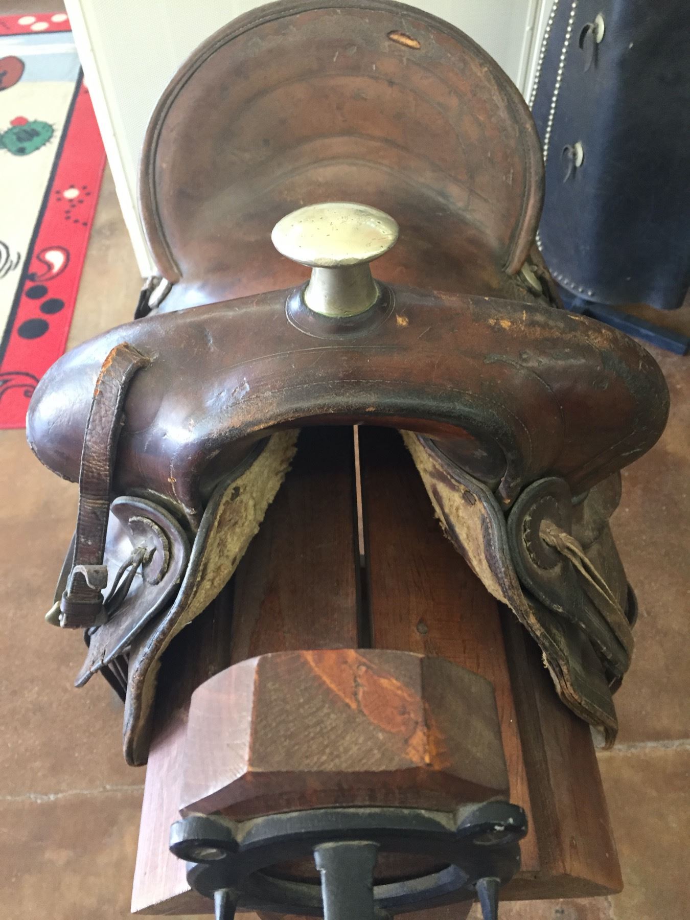 Antique High Back Saddle - Tom Flynn