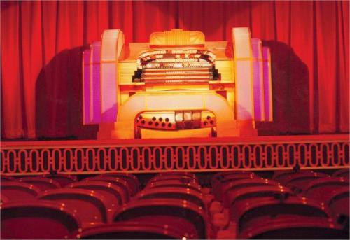 Beautiful Compton Cinema-Organ