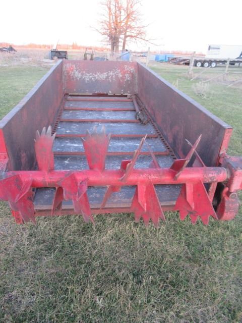 VI - Kilbery PTO Manure Spreader - Steel Floor