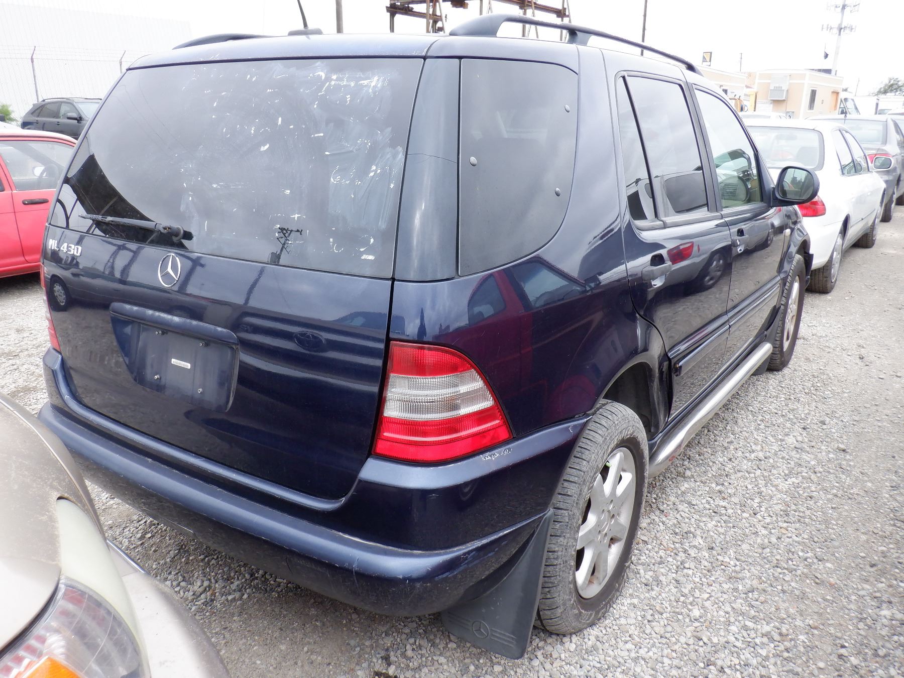 2000 Mercedes-Benz M-Class