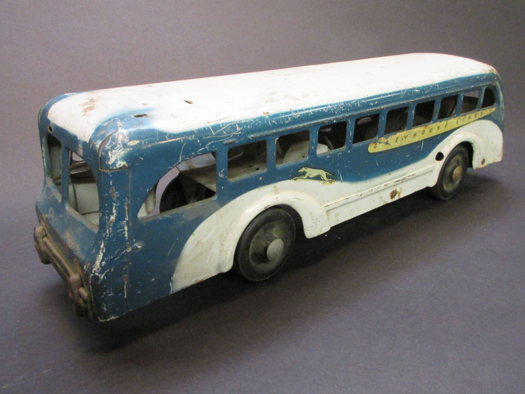 Metal Greyhound Bus- 16"L X 4.5"W X 4.5"H