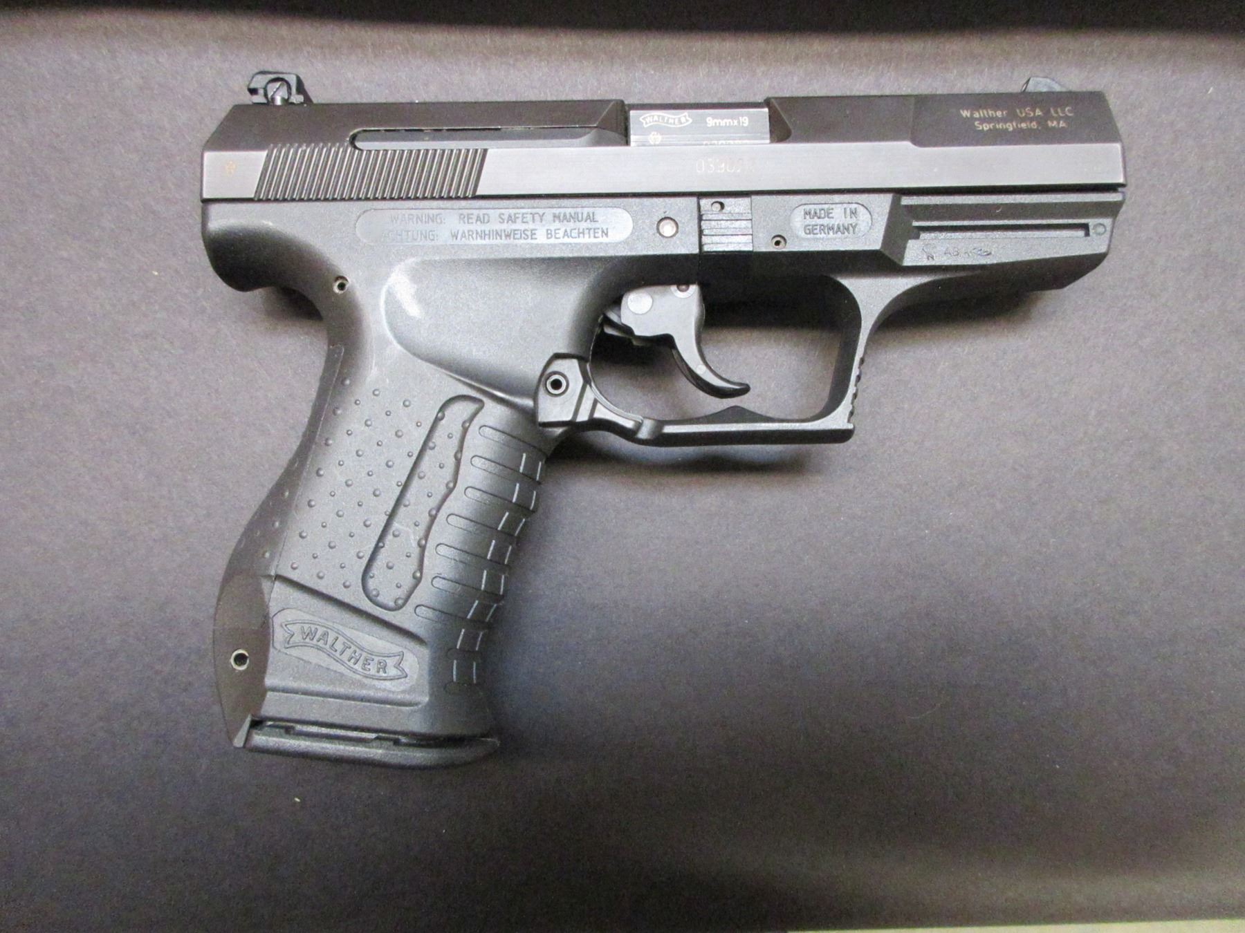 Walther P99 Semi Automatic Pistol- 9mm- 2.75" Barrel- Night Sights ...