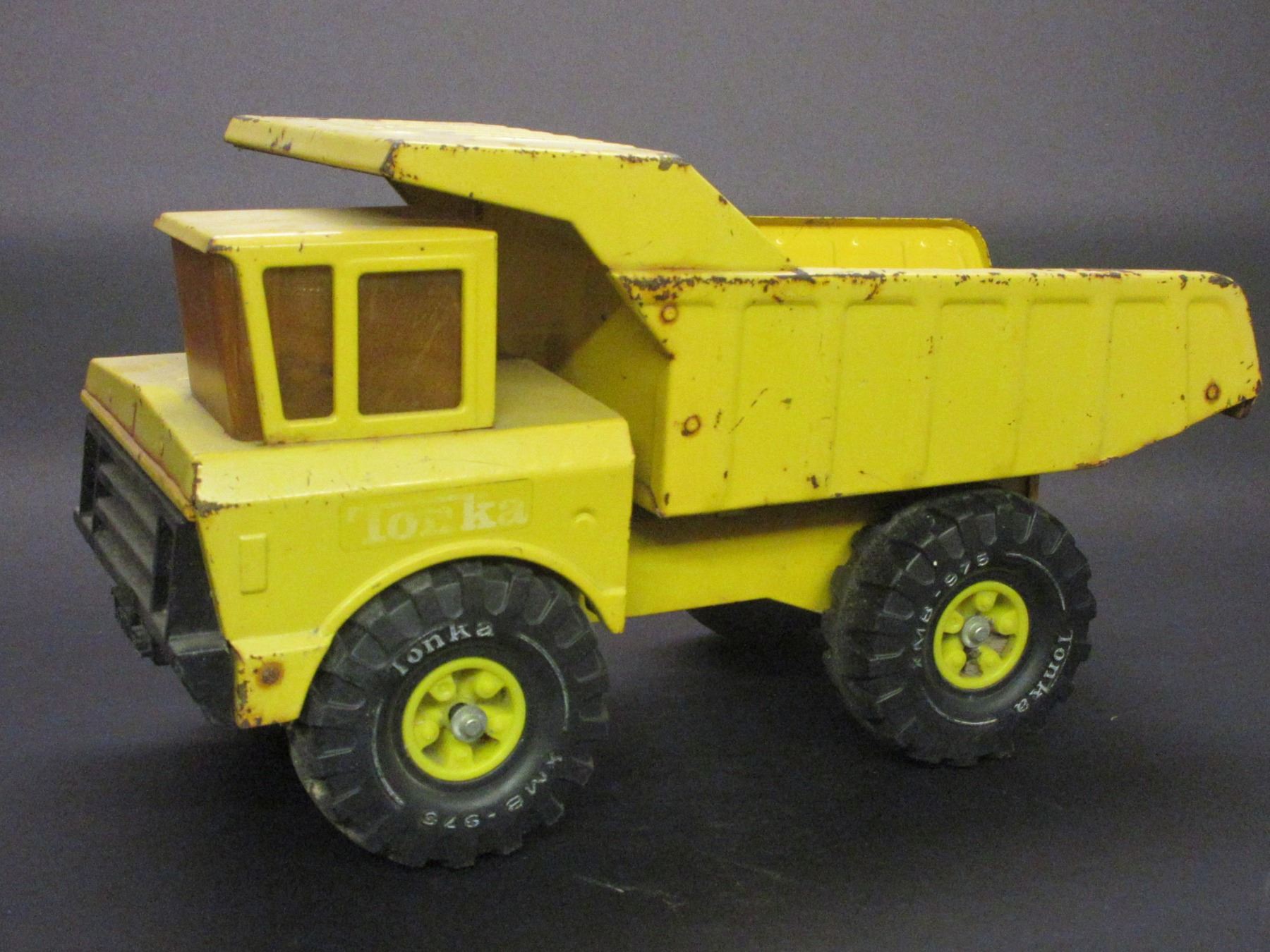 Extra Large Tonka Dump Truck