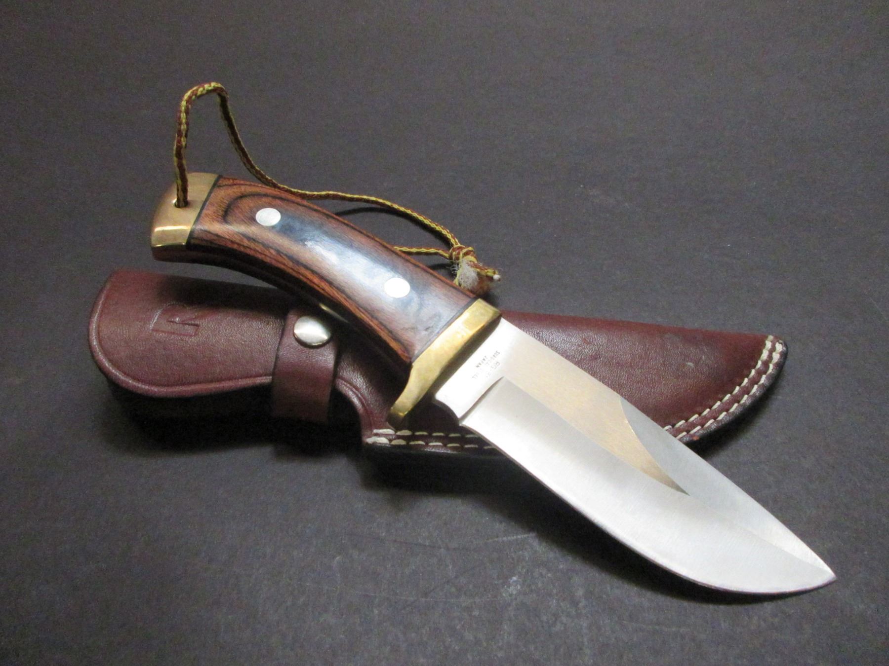 Rigid Knife- RG-31 Surgical Steel Japan- Engraved Bear Scene- 4.5 ...