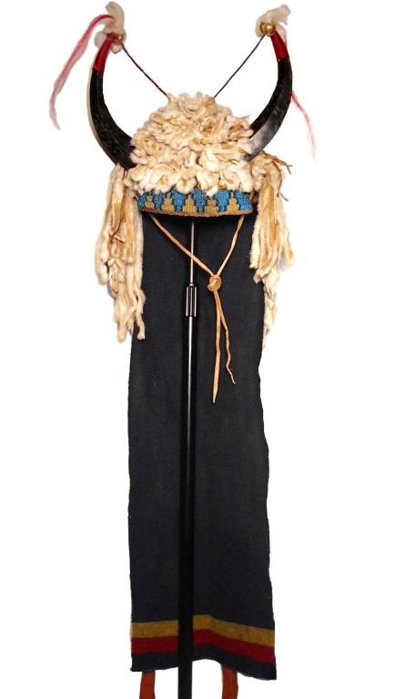 Blackfoot Split Buffalo Horn War Bonnet c. 1880's