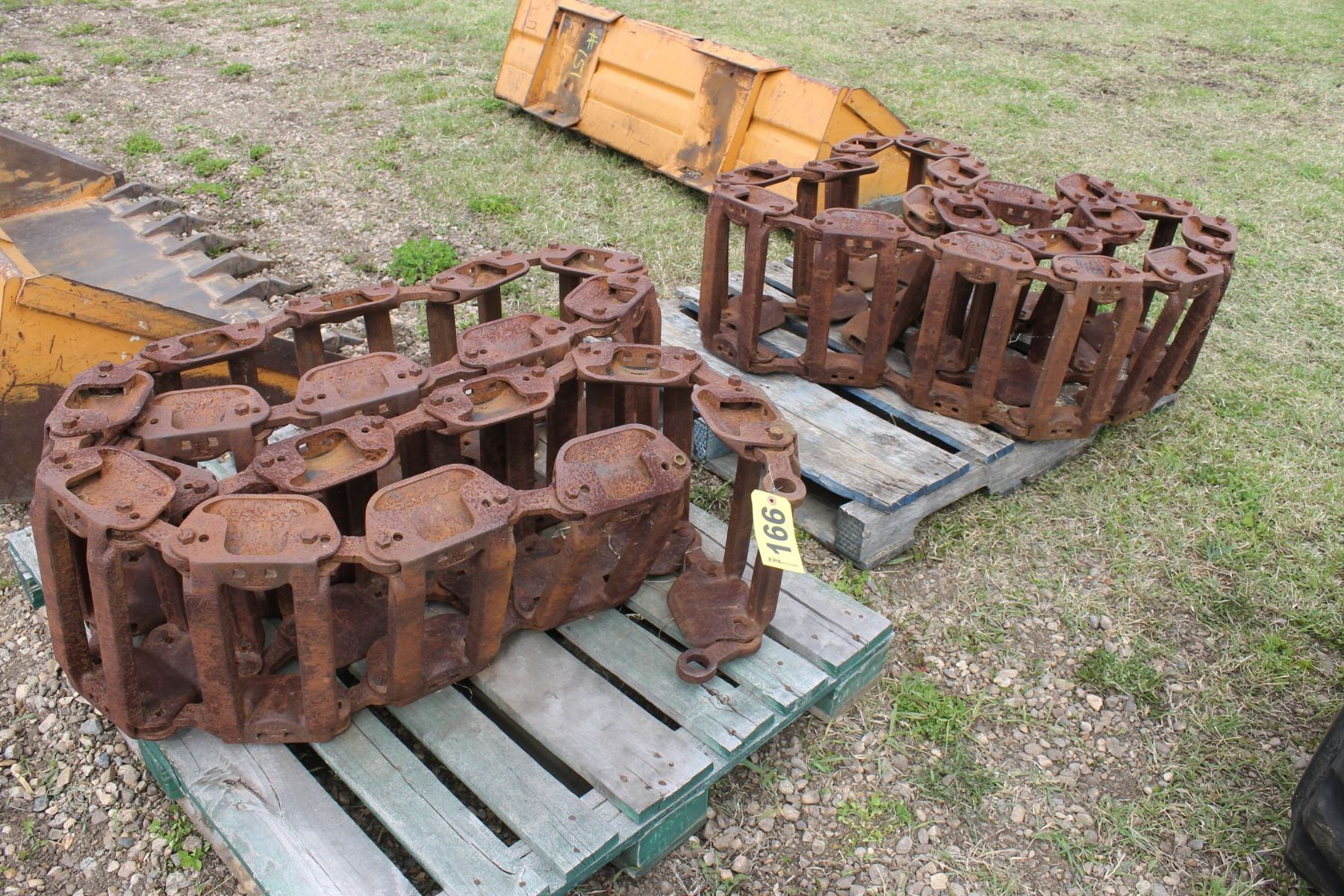 SKID STEER GROUSER TRACKS