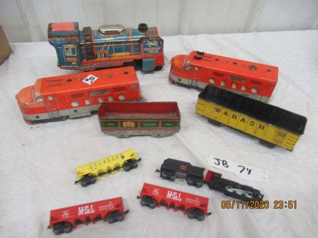 Toy Metal Trains - 4 Marx, 1 Tin Modern Toy, Small Metal Set- Modern ...