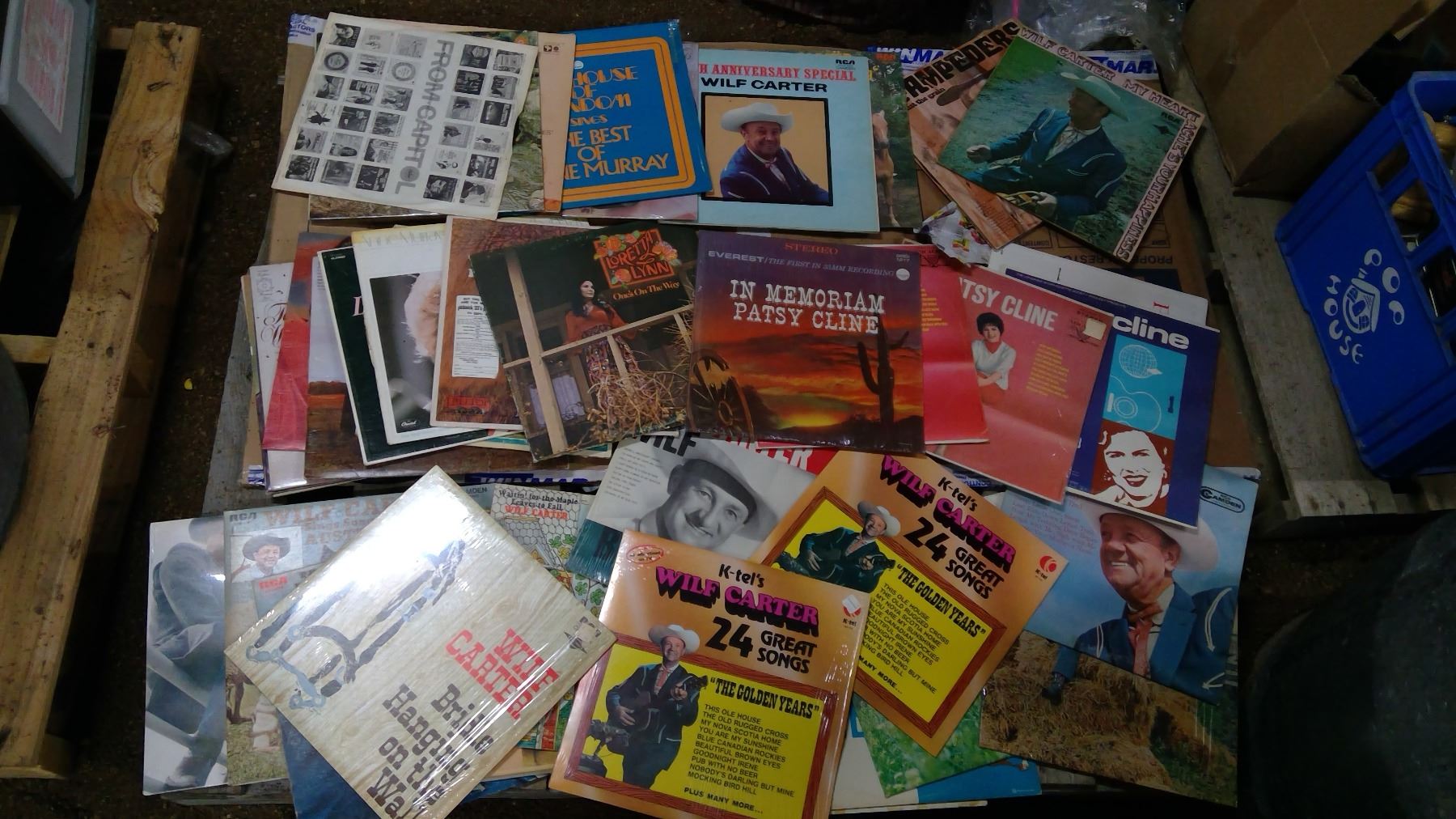 Wilf Carter, Patsy Cline, The Carter Family, Loretta Lynn, Anne Murray ...