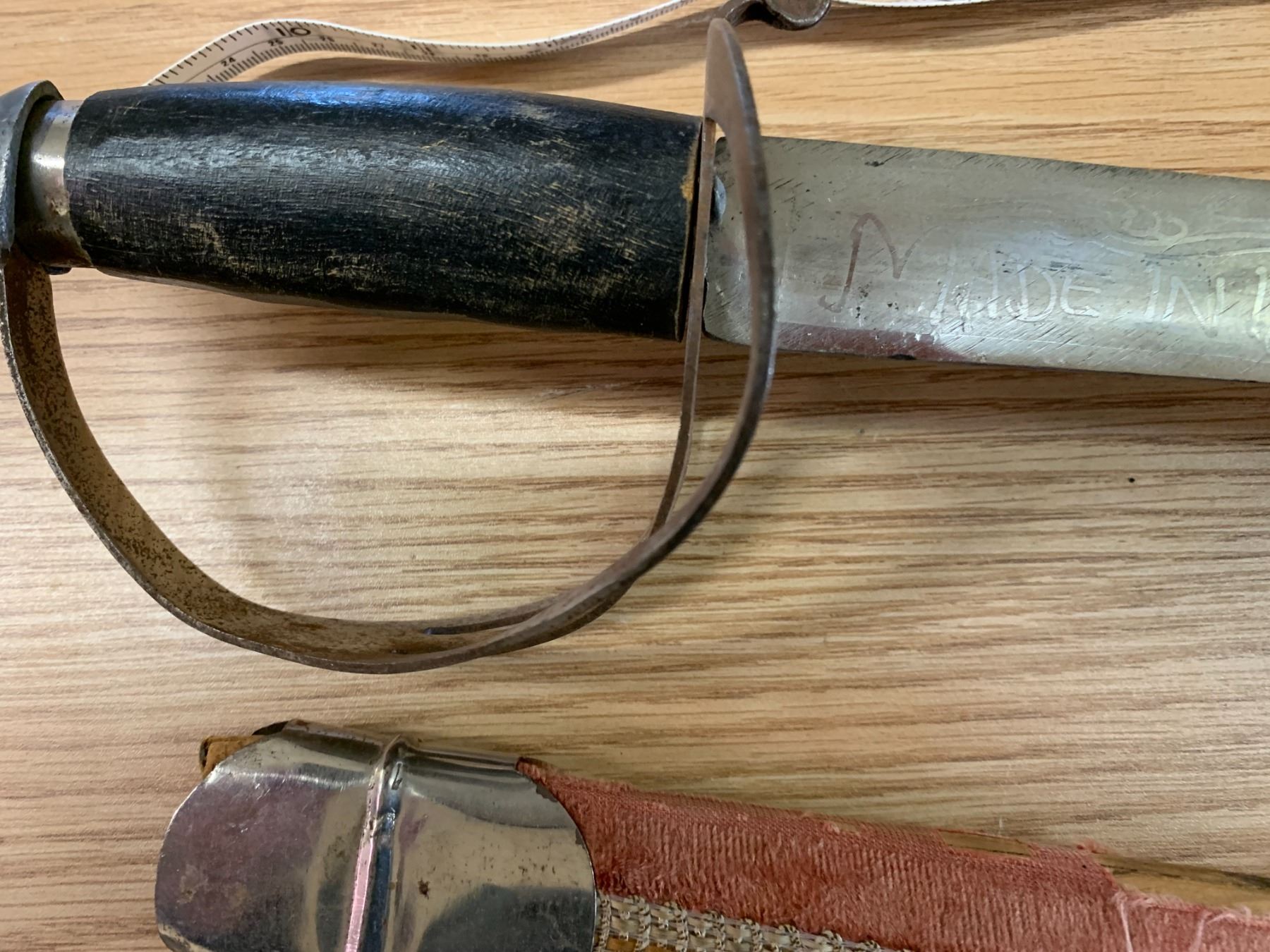 CURVED BLADE SWORD W/ SHEATH - Schmalz Auctions