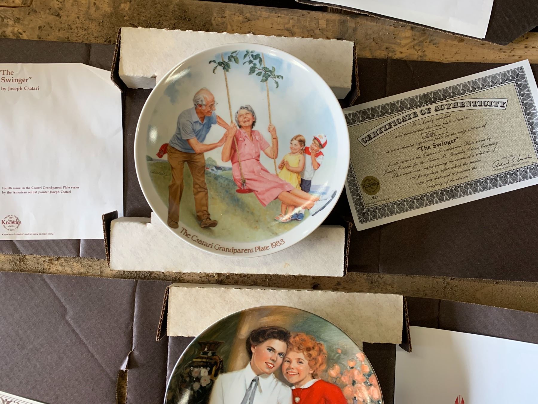 FINE CHINA COLLECTIBLE ART PLATES (5)