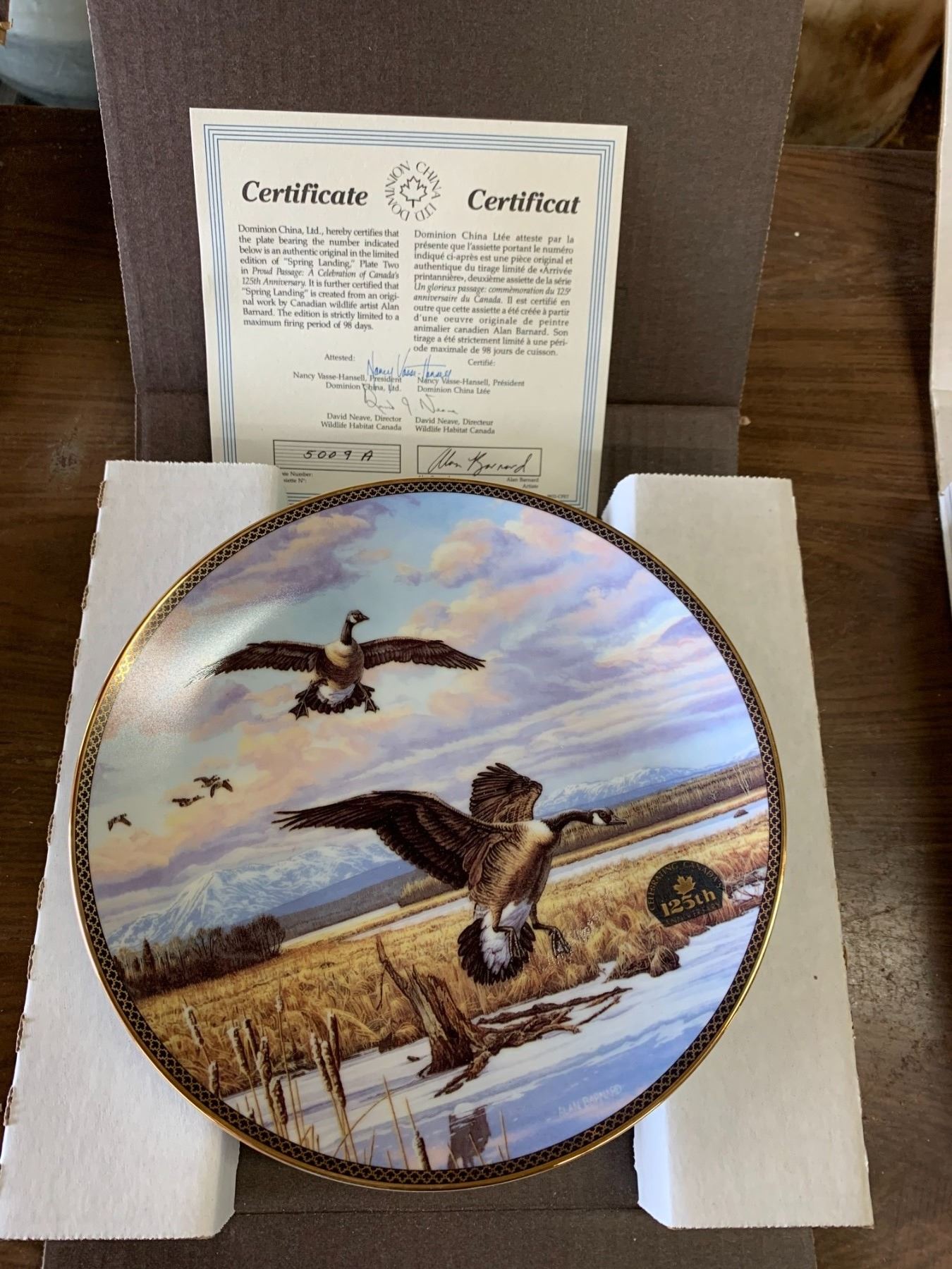 FINE CHINA COLLECTIBLE ART PLATES (5)