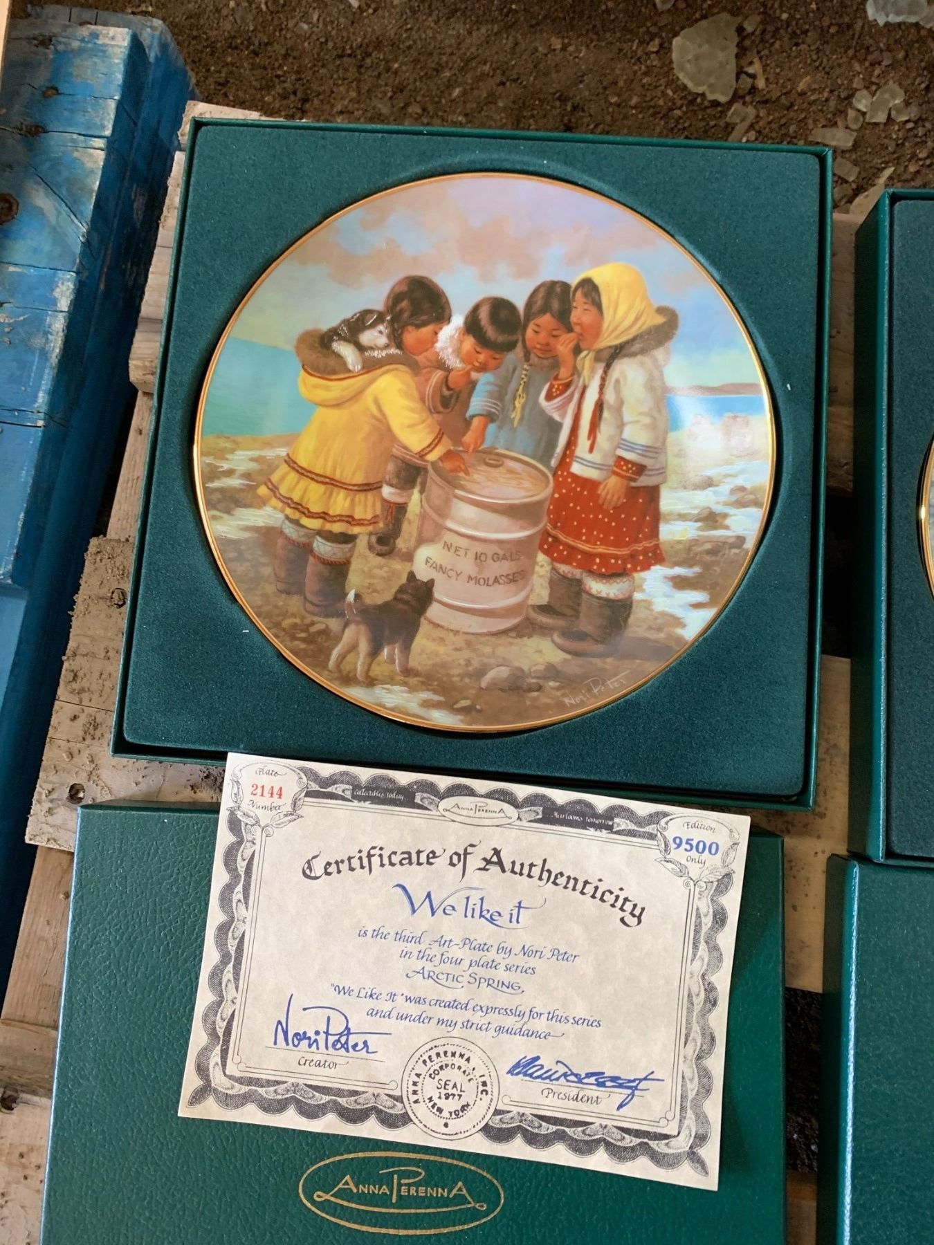 FINE CHINA COLLECTIBLE ART PLATES (5)