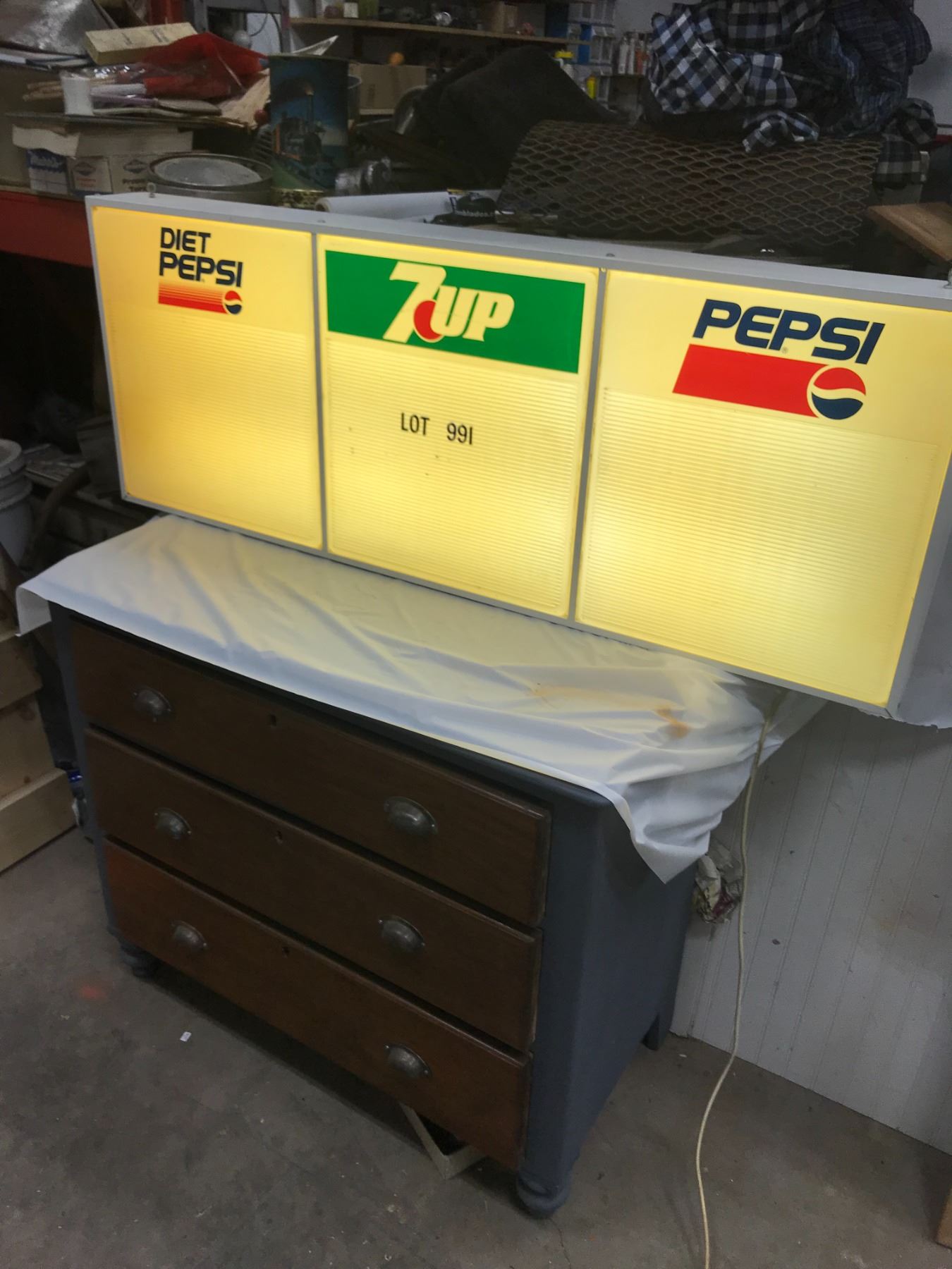 PEPSI MENU BOARD LIGHT UP - EXCELLENT CONDITION (20 X 52 1/2")