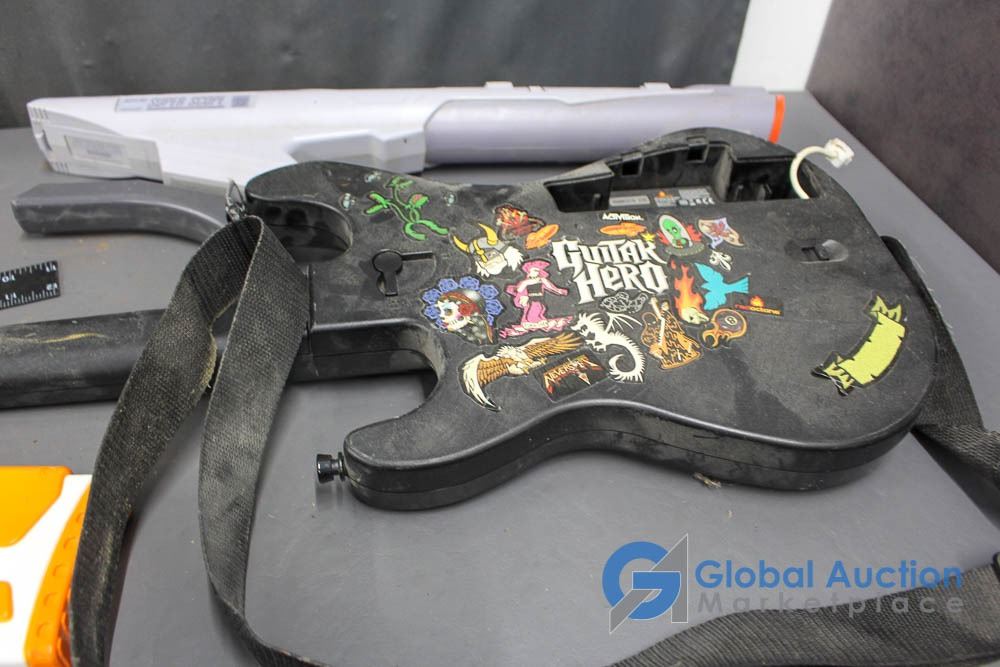 Nintendo Cabela's Toy Gun, Super Scope and Guitar Hero Toy Guitar