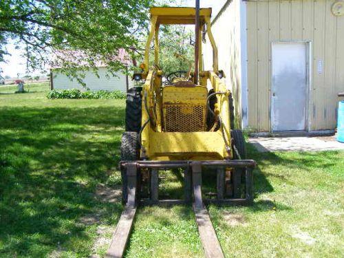 FORD 535 LOADER DD221F