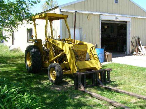 FORD 535 LOADER DD221F