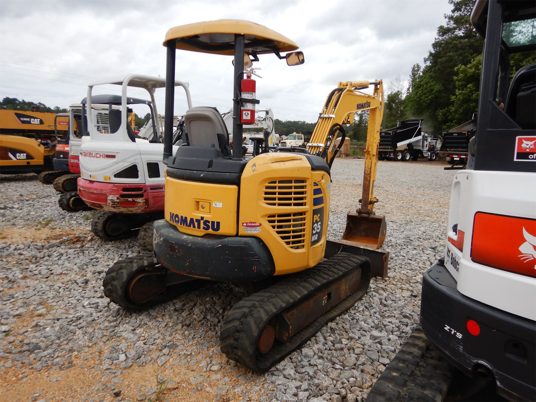 2015 KOMATSU PC35MR-3 Excavator - Mini
