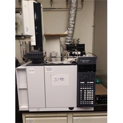 Agilent 7890B Gas Chromatograph with G4513A Liquid Autosampler and Valco Pulsed Discharge ...