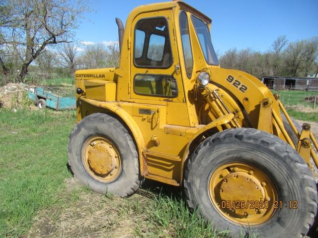CAT 922 A 4WD Wheel Loader w Bucket & Bale Forks Rear Steer 1400 24 ...