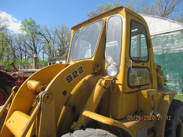 CAT 922 A 4WD Wheel Loader w Bucket & Bale Forks Rear Steer 1400 24 ...