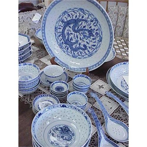 Chinese Rice Plates and Bowls Set #949445