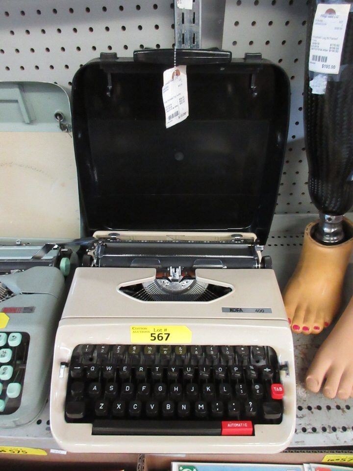 Vintage Kofa 400 Portable Typewriter with Case
