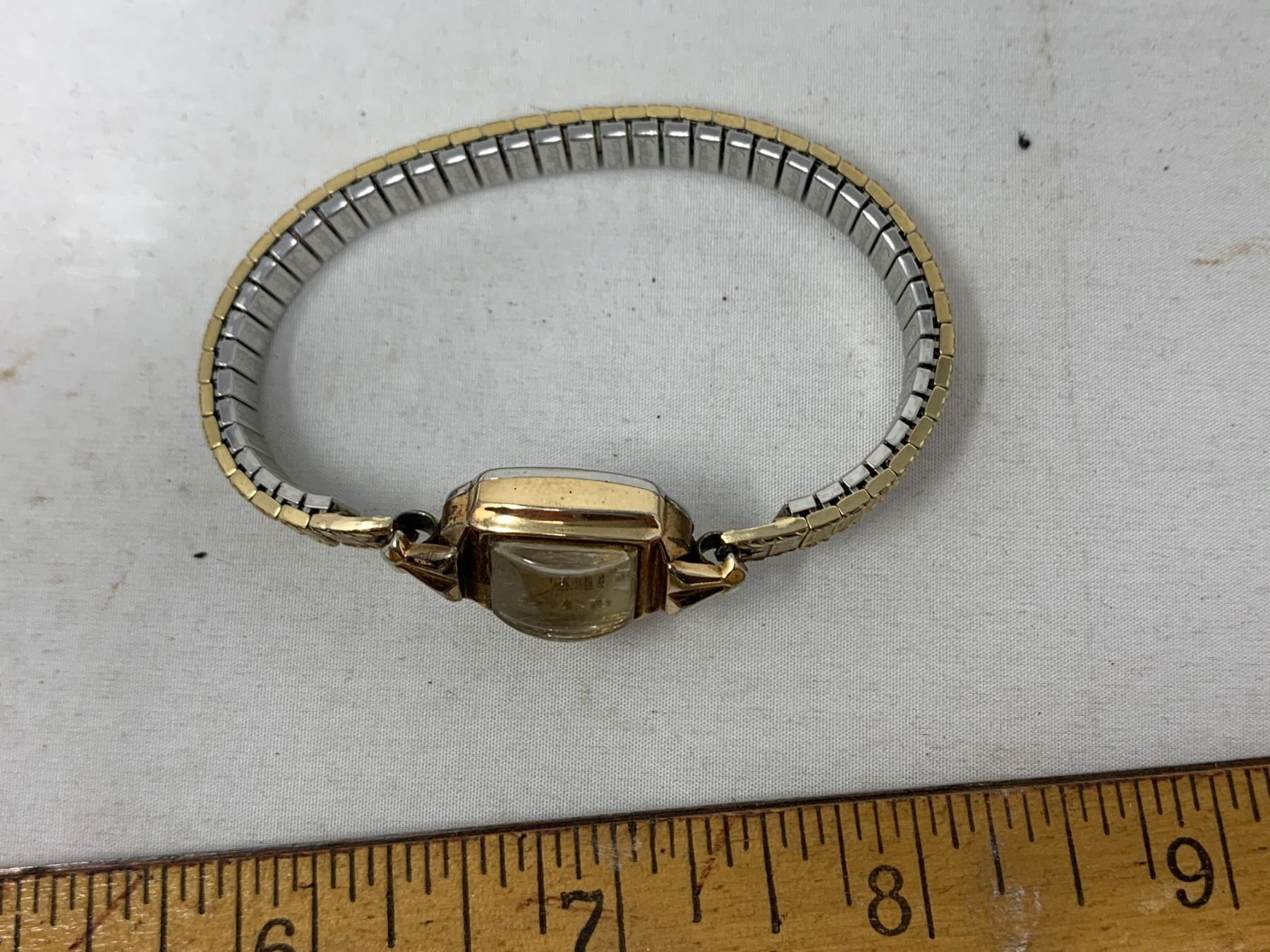 LADIES SWITCH MADE "LEBRO" 15 JEWEL WATCH - WORKS - Schmalz Auctions