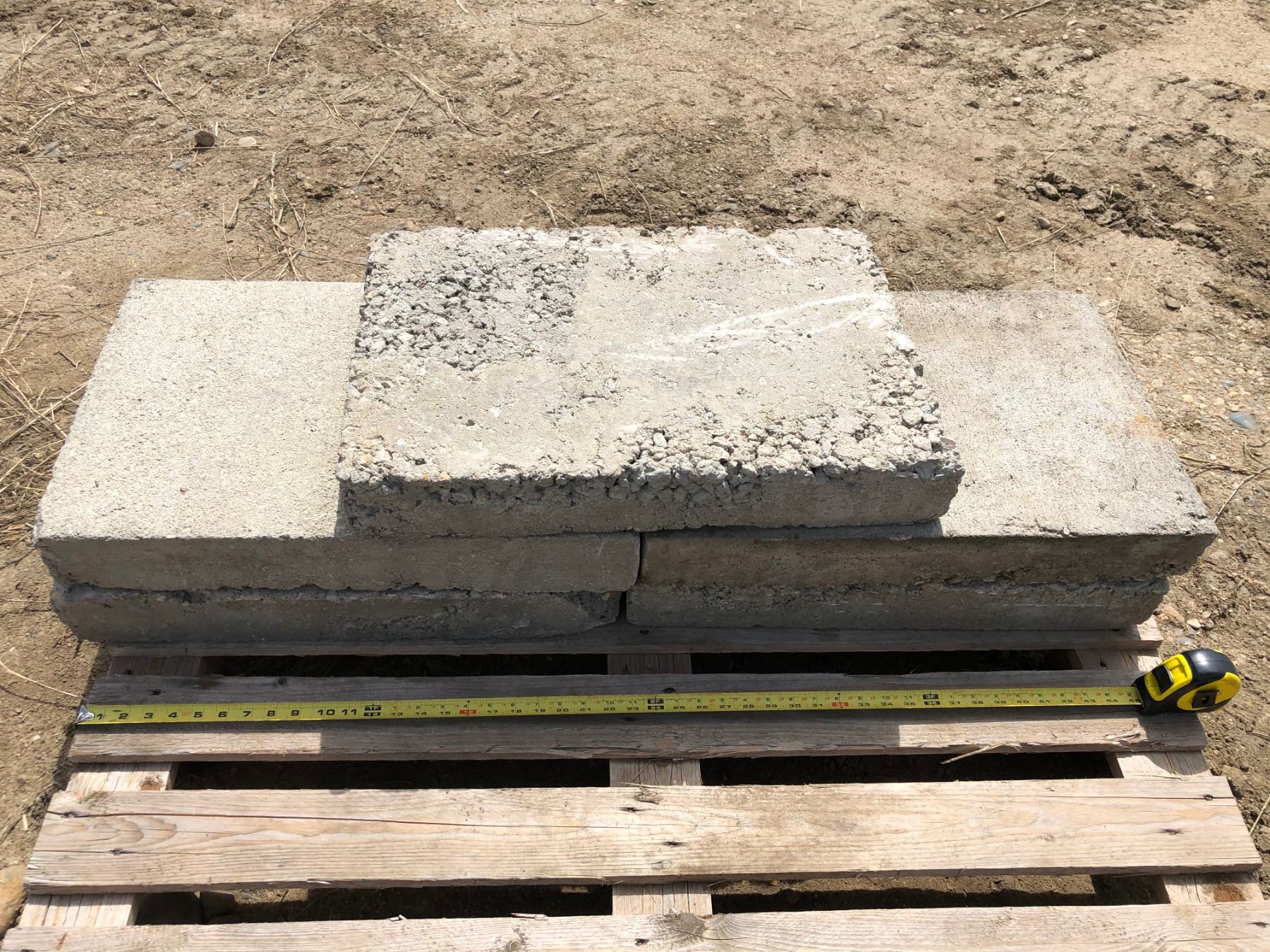 5 Cement Blocks - Schmalz Auctions