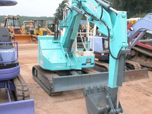 HANIX S&B20S MINI-HYDRAULIC EXCAVATOR