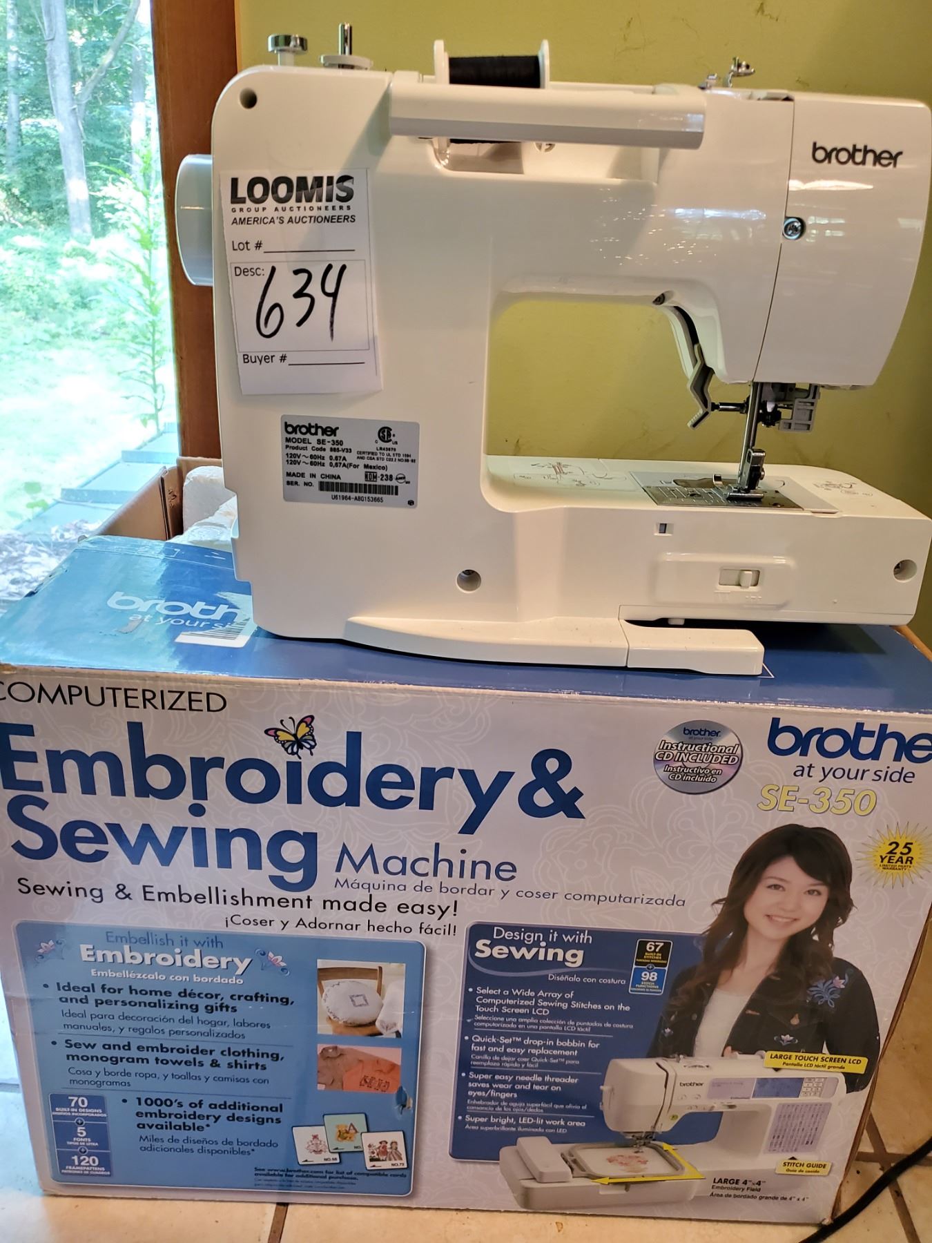 Like-New Brother SE-350 Computerized Sewing and Embroidery Machine