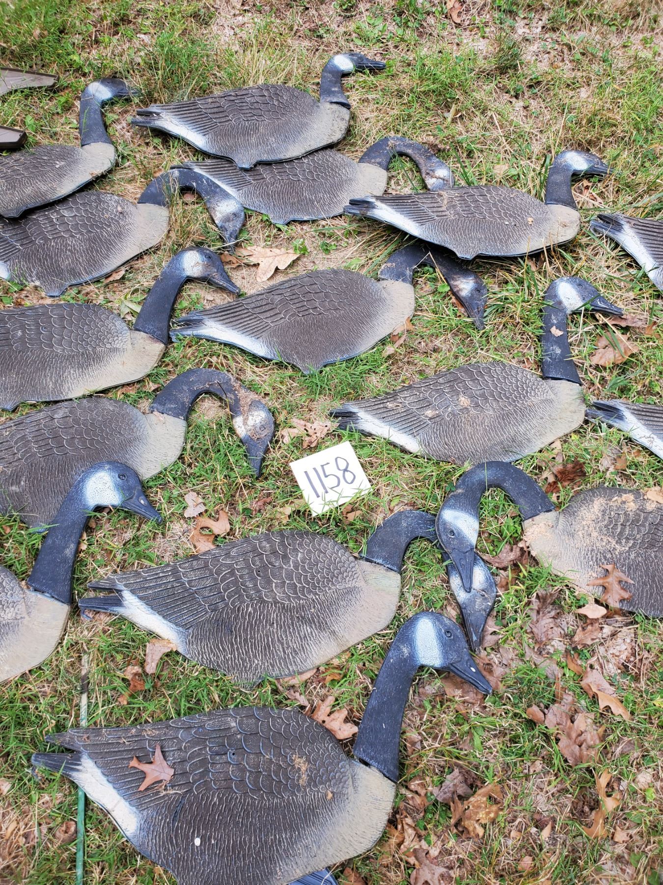 19 PC Canadian Geese Silhouette Decoys