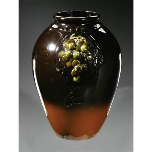 "A WELLER 'FLORETTA' PATTERN VASE, 1904, SIGNED AN AMERICAN POTTERY VASE"