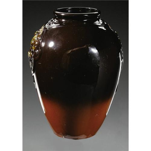 "A WELLER 'FLORETTA' PATTERN VASE, 1904, SIGNED AN AMERICAN POTTERY VASE"