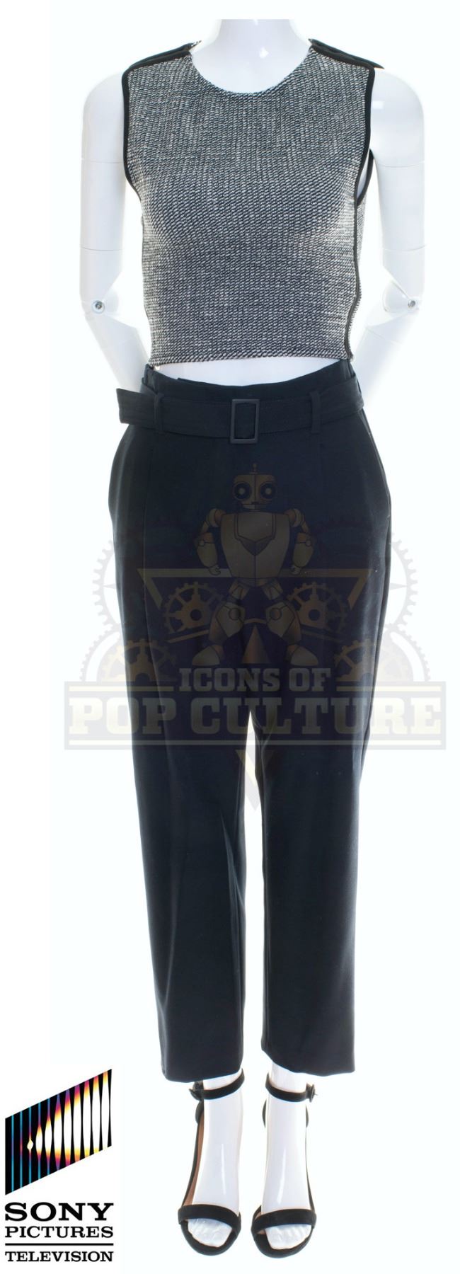 Future Man (TV) – Jeri Elizabeth Lang’s Outfit – FM384