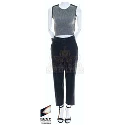 Future Man (TV) – Jeri Elizabeth Lang’s Outfit – FM384