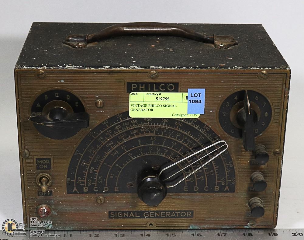 VINTAGE PHILCO SIGNAL GENERATOR