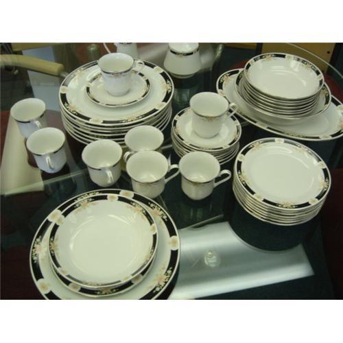 44 Piece Set of Crown Ming China "Michelle" #1028208