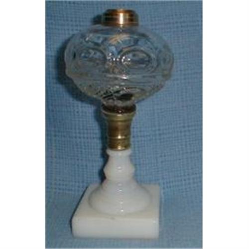 19TH CENTURY BULLSEYE PATTERN GLASS OIL LAMP #1075177
