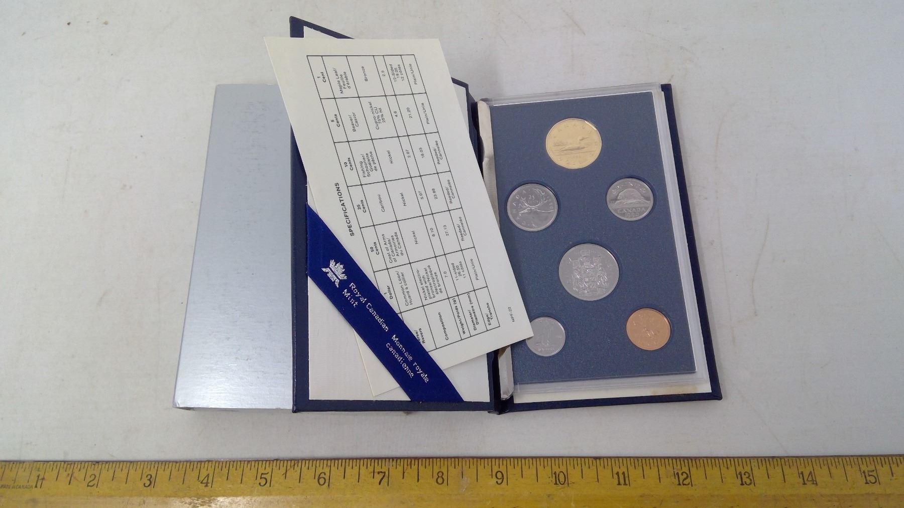 1990 SPECIMEN SET. 6-COIN SET IN CASE OF ISSUE. - Schmalz Auctions