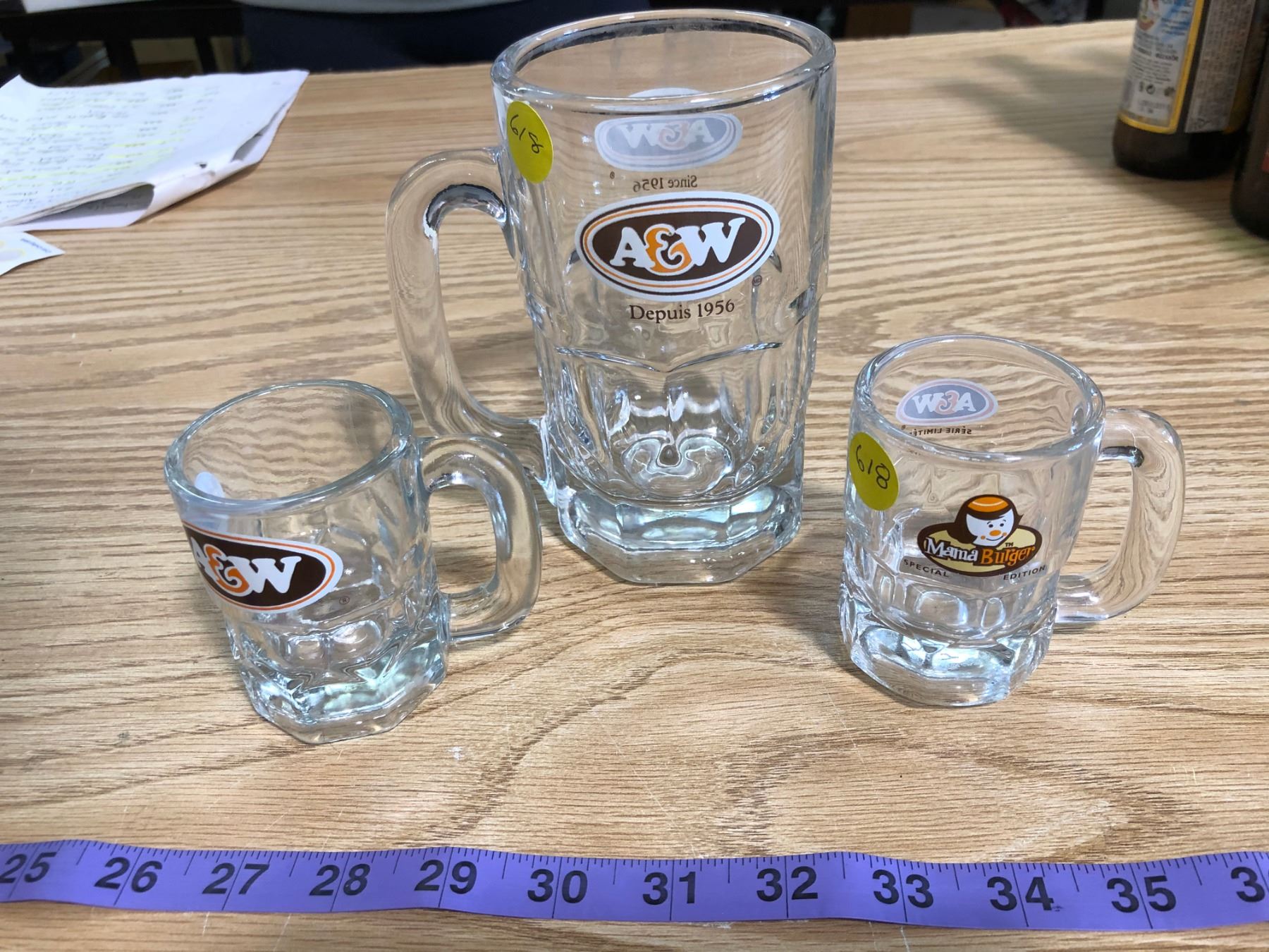 A&W GLASS SET - Schmalz Auctions