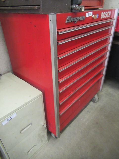 Snap On 8 Drawer Tool Cabinet w Key