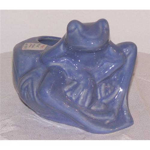 Niloak Frog planter #1079063