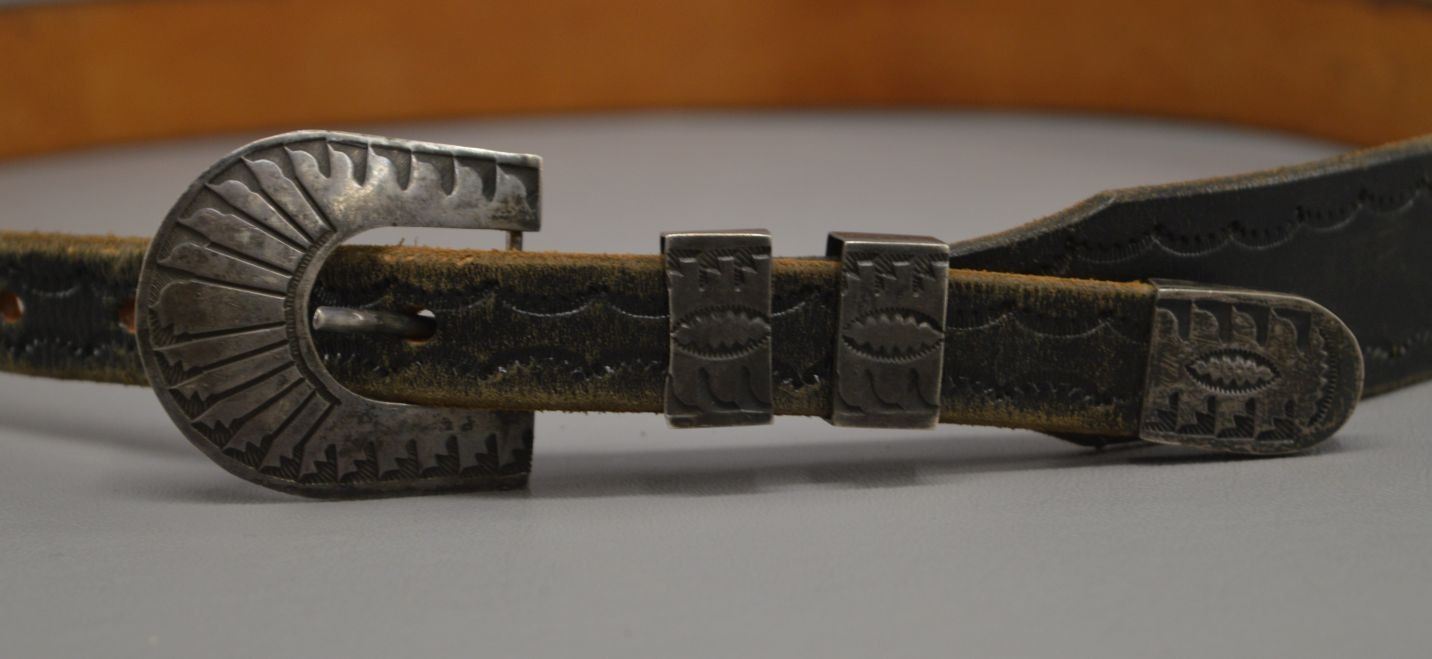 NATIVE AMERICAN NAVAJO INDIAN SILVER RANGER BUCKLE SET