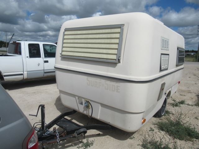 76 Triple E Surfside BH 10' Camper Fiberglass Body w Fridge & Furnance
